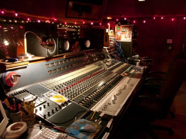 1073 History - AMS | Neve