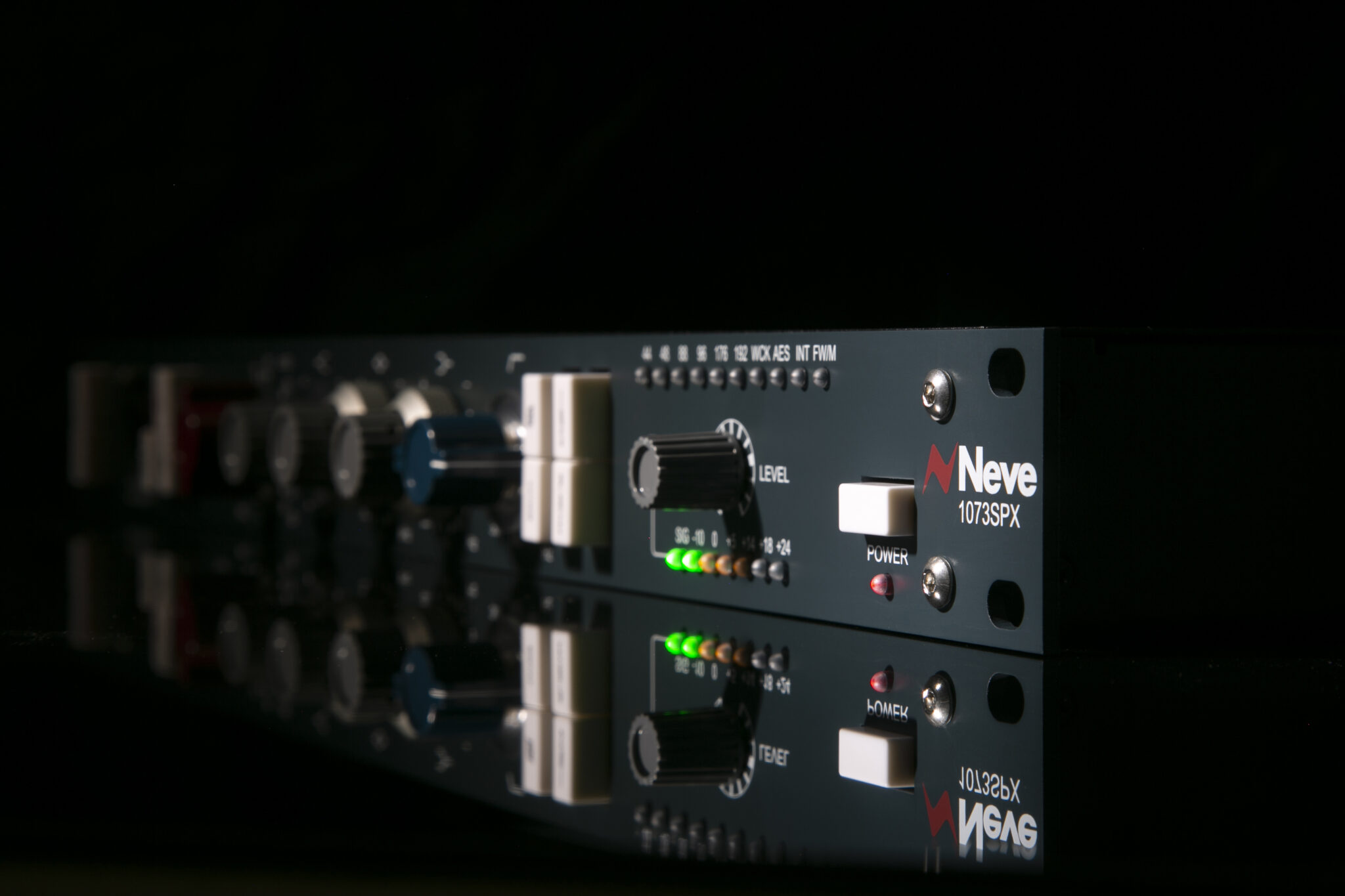 1073SPX - AMS | Neve