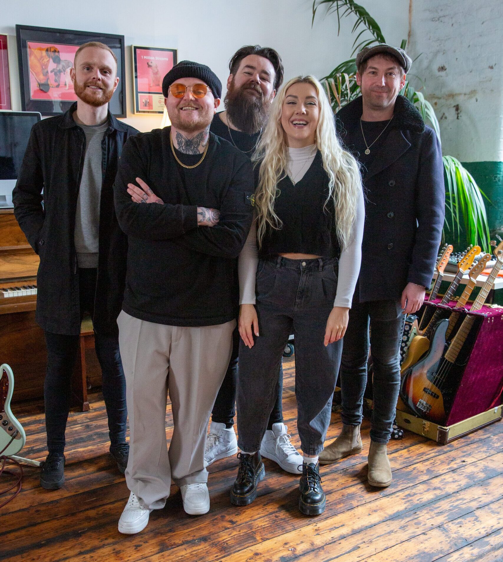 The 33609/N and 1073LB brings Neve Sound to Number One Band - AMS | Neve